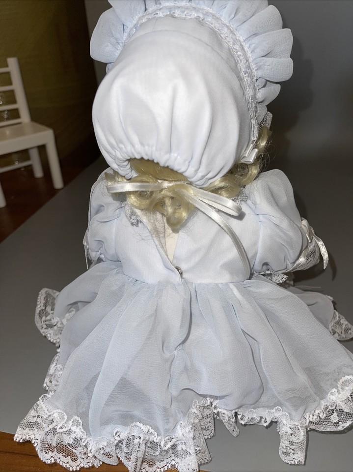 the hamilton collection Elizabeth baby doll 9” seating porcelain cloth ...