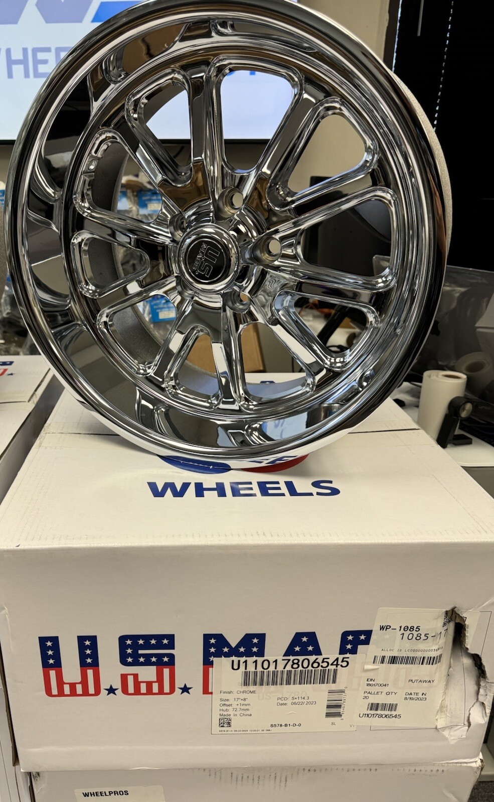 17x8 ET1 US Mag U110 Rambler 5x114.3 Chrome Rims (Set of 4) | eBay