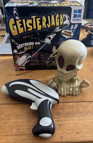 Ghost Hunt Game by Megableu - Complete | eBay