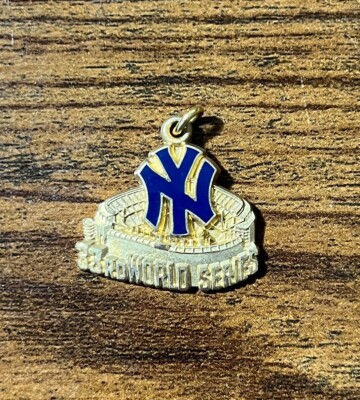 Vintage 1981 New York Yankees World Series Charm Pendant Balfour RARE ...