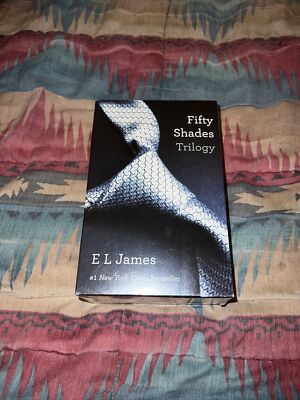Fifty Shades Trilogy Set (Book 1-3)50 Shades of Grey, Darker, & Freed ...