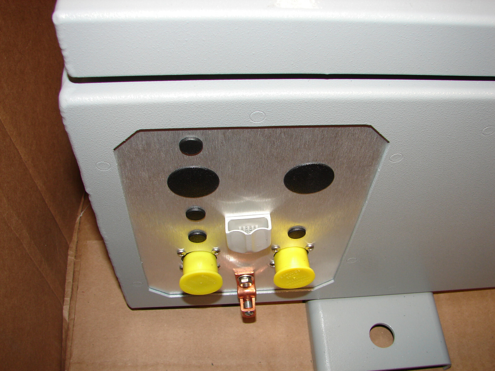 *NEW* Schweitzer Engineering SEL-351RS Kestrel Single-Phase Recloser ...