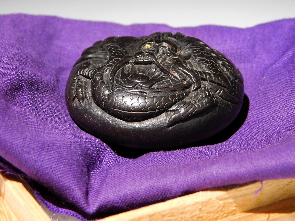 Signed Manju Netsuke Dragon Carving Edo original netsuke inro antique ...