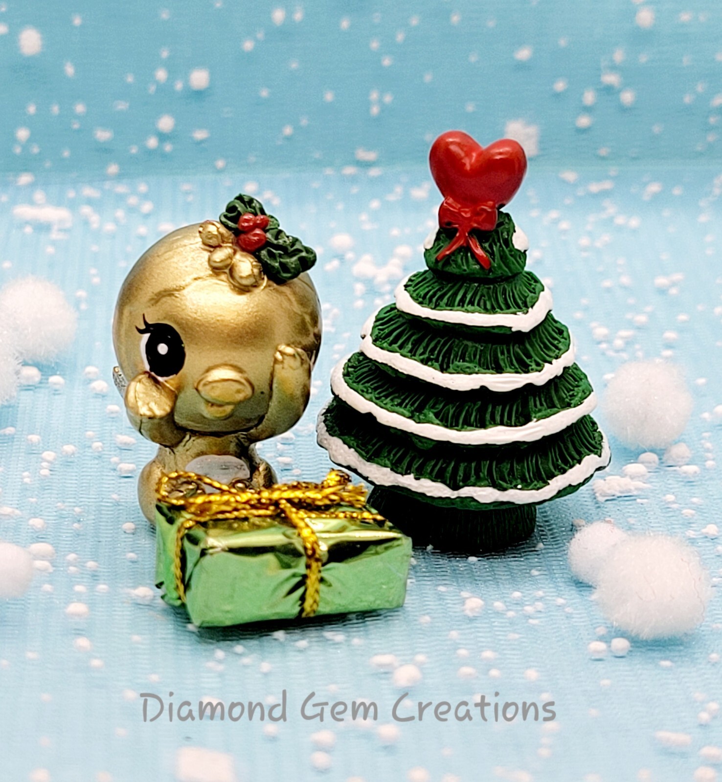 Hatchimals Colleggtibles - REPAINT Golden Christmas Surprise Sloth ...