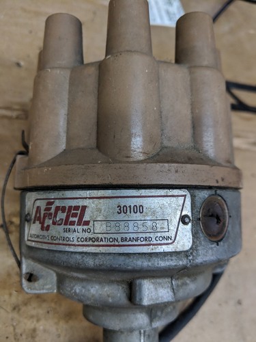 VINTAGE ACCEL 30100 CHEVY DUAL POINT DISTRIBUTOR - USED - GOOD ...
