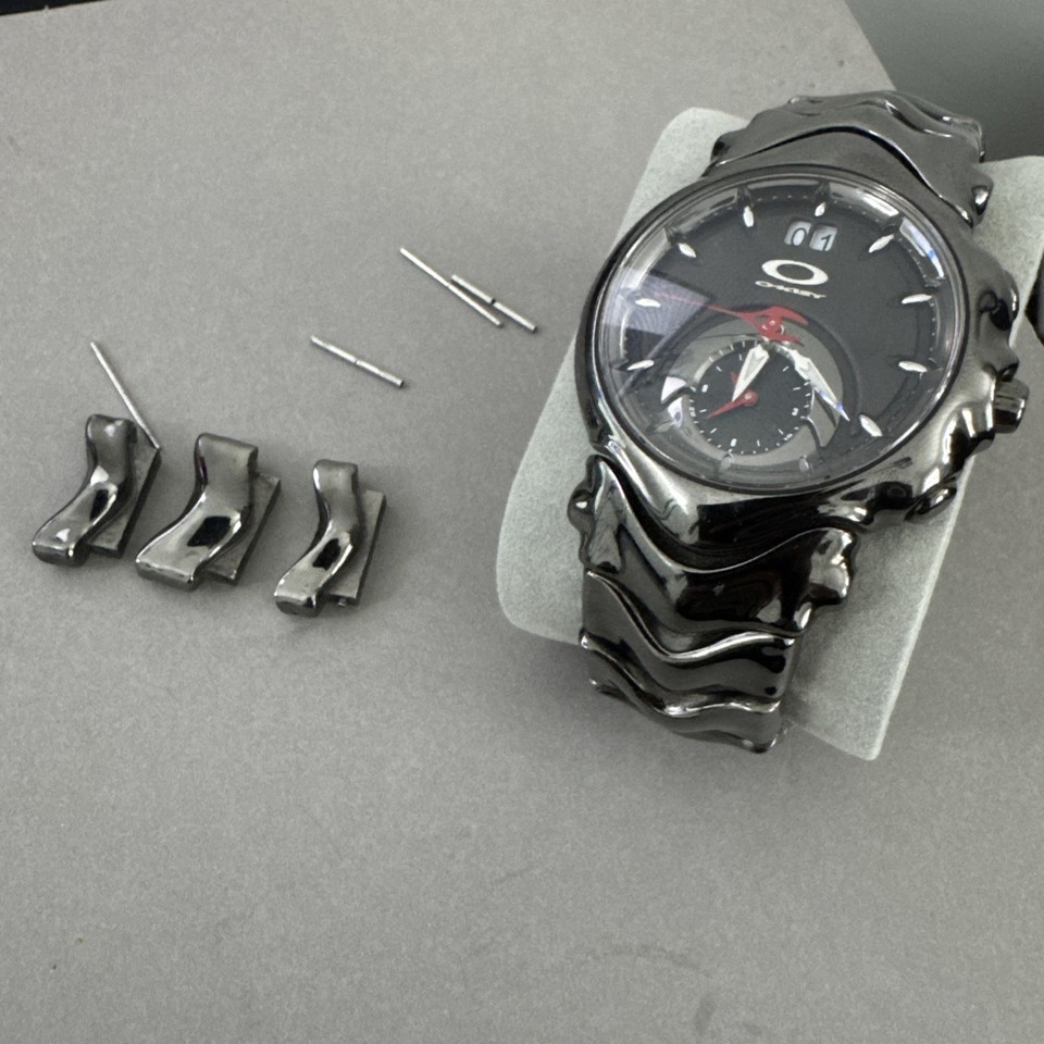 🔥 Y2K Oakley Judge Stealth Black Stainless Steel Watch - Black Dial | eBay