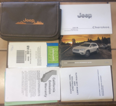 2019 Jeep Cherokee Quick Reference Guide Essen. Info Guide | eBay