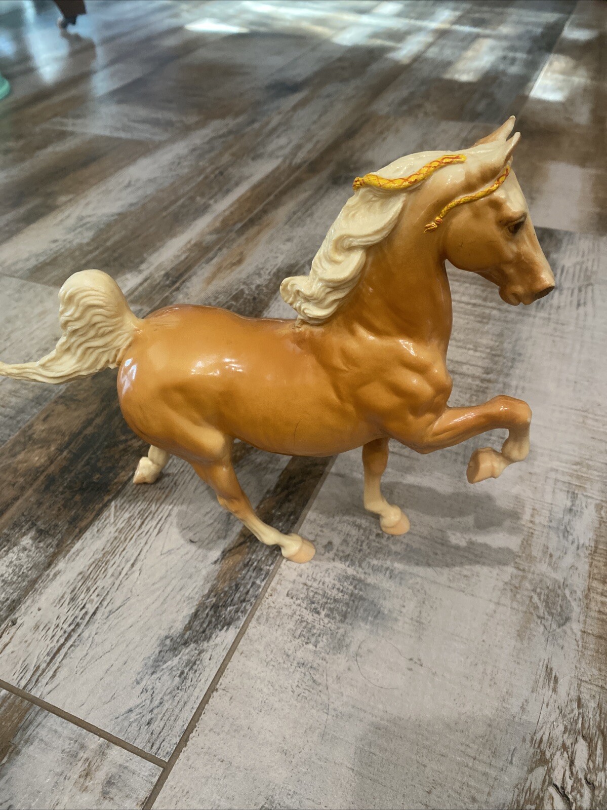 Vintage Breyer Glossy "Commander" Palomino Five-Gaiter Circa 1962 | eBay