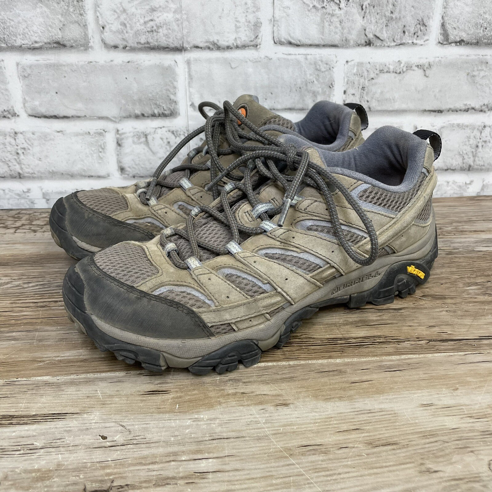 Merrell Vibram Gray laced Athletic Hiking Shoes Women… - Gem