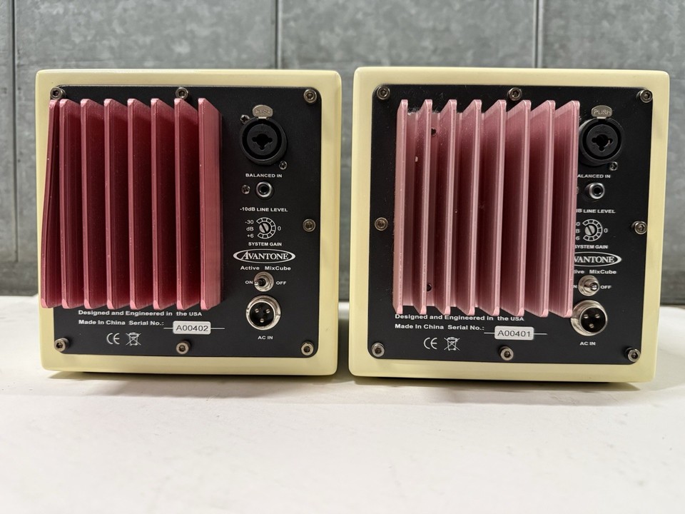 Pair of AVANTONE ACTIVE MIX CUBE Mini Studio Monitor w/ OEM Power ...