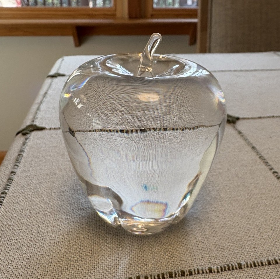 Beautiful Signed STEUBEN Apple Crystal Art Glass Paperweight, App. 4 ...