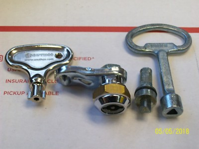 SOUTHCO DOUBLE BIT LOCK LATCH w DBL BIT KEY & RITTAL TRIANGULAR KEY ...