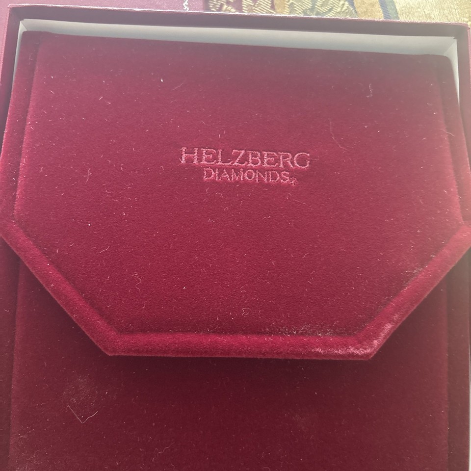 Helzberg Diamonds Cultured Pearl Velvet Case Satin Inside And Outer Box ...