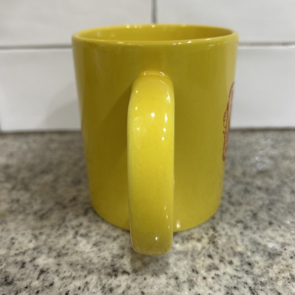 Dispicable Me Mug Cup Minion Mayhem Yellow Universal Studios Florida 3. ...