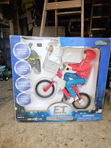 E.T. The Extraterrestrial Radio Control Bicycle 27mhz Toys R Us ...