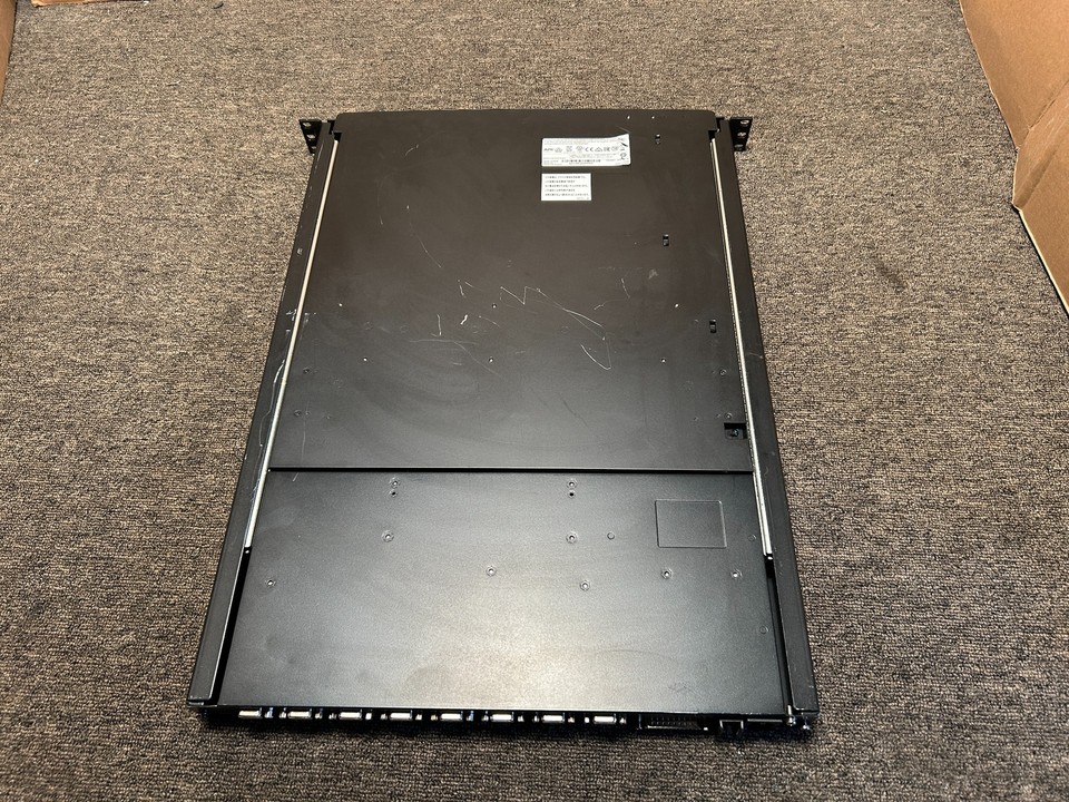 APC AP5808 Rackmount 17" LCD Console with Integrated 8-Port Analog KVM ...