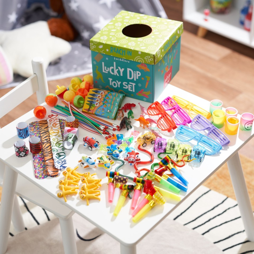 100 x Lucky Dip Box Prizes Tombola Party Bag Fillers Toys Pinata Loot ...