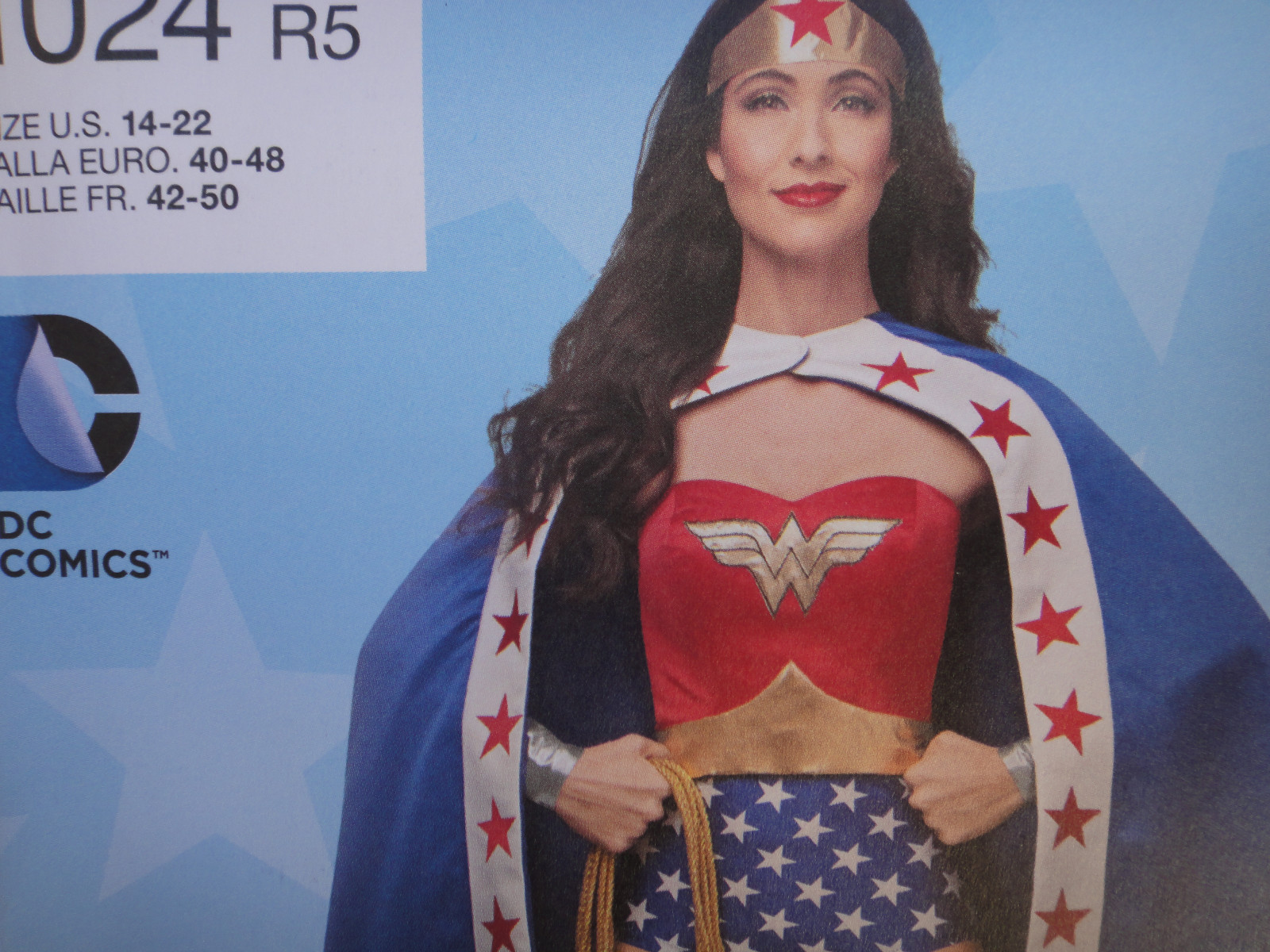 Simplicity 1024, Wonder Woman DC Comics PATTERN, Bustier, Panties, Cape ...