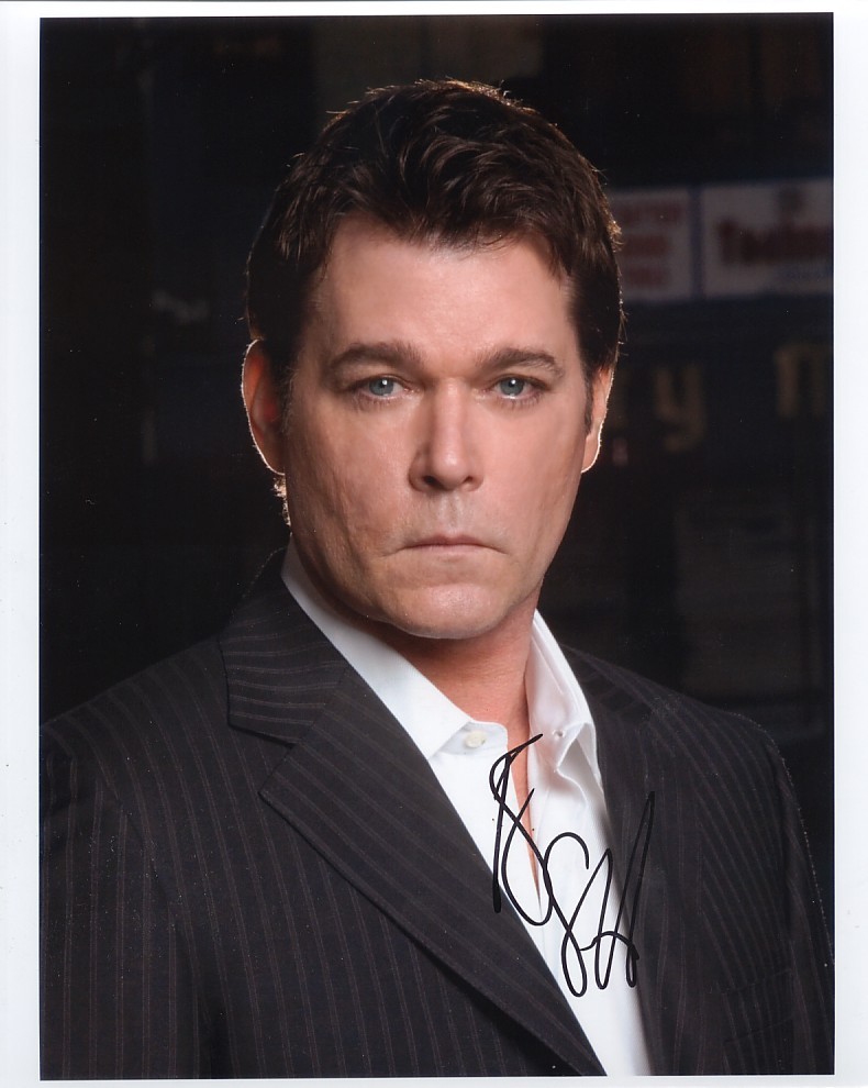 Ray Liotta 1954-2022 genuine autograph 8"x10" photo signed In Person | eBay