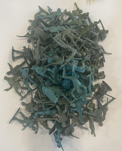 Lot of 100+ Green Plastic Mini Army Men Action Figures Toy Soldiers | eBay