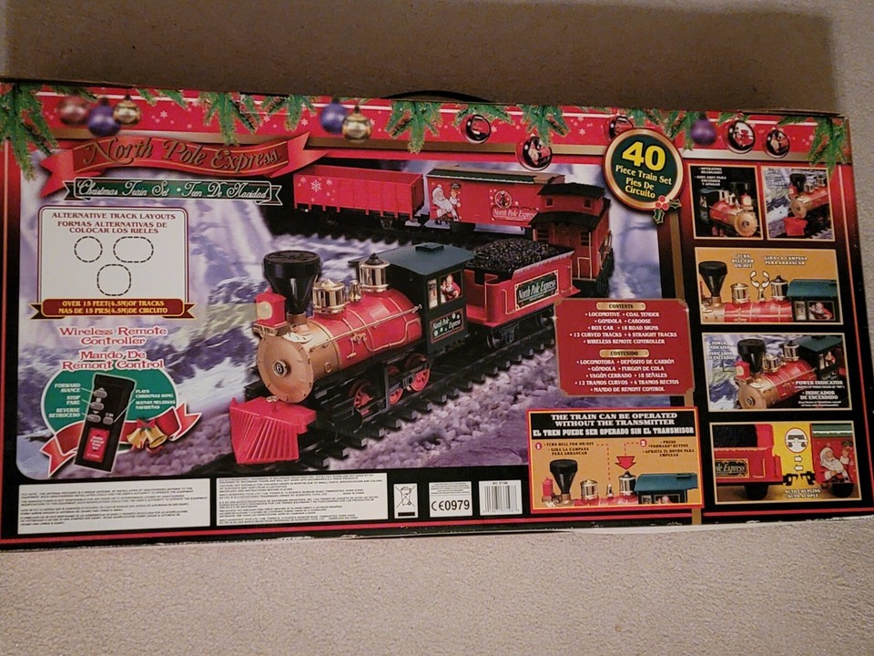 North Pole Express Christmas Train Set Complete 40 Pc Set Tested ...