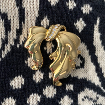 Pin - Stylized Gold Tone Ribbon with Rhinestones 1 1/4" PIn55 | eBay