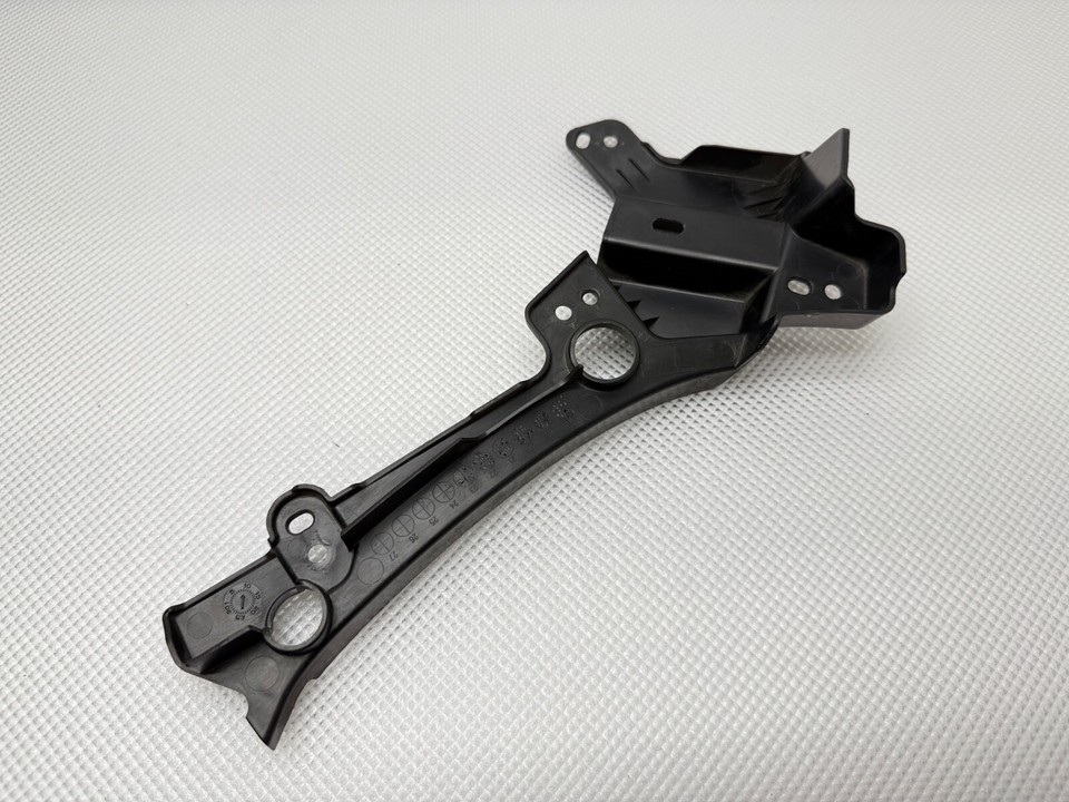 2019 2020 2021 - 2023 Mazda 3 Front Left Bumper Mount Seal Plate ...