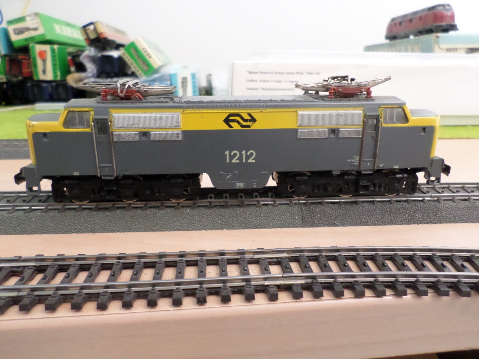 Marklin 3055 HO Electric Locomotive, 3 Rail, Analogue | eBay