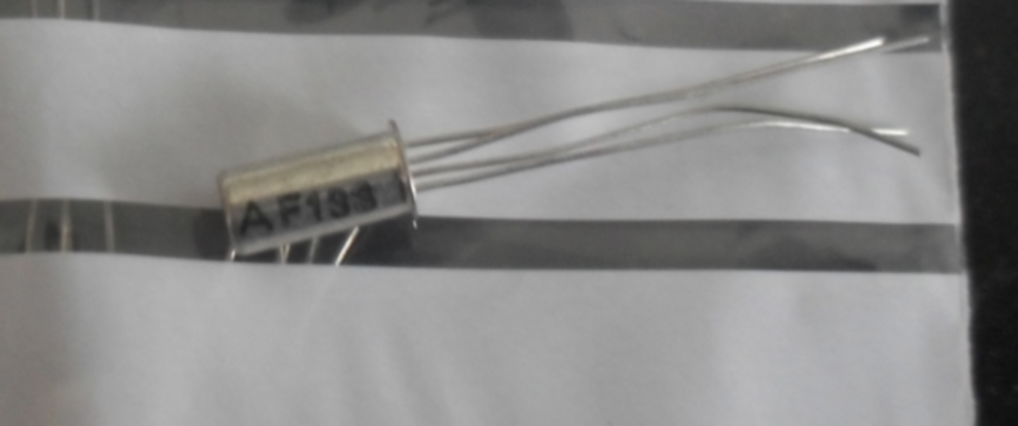 AF131 - AF133 - AF135 - AF136 - AF137 - AF138 - AF139 Transistor PNP ...