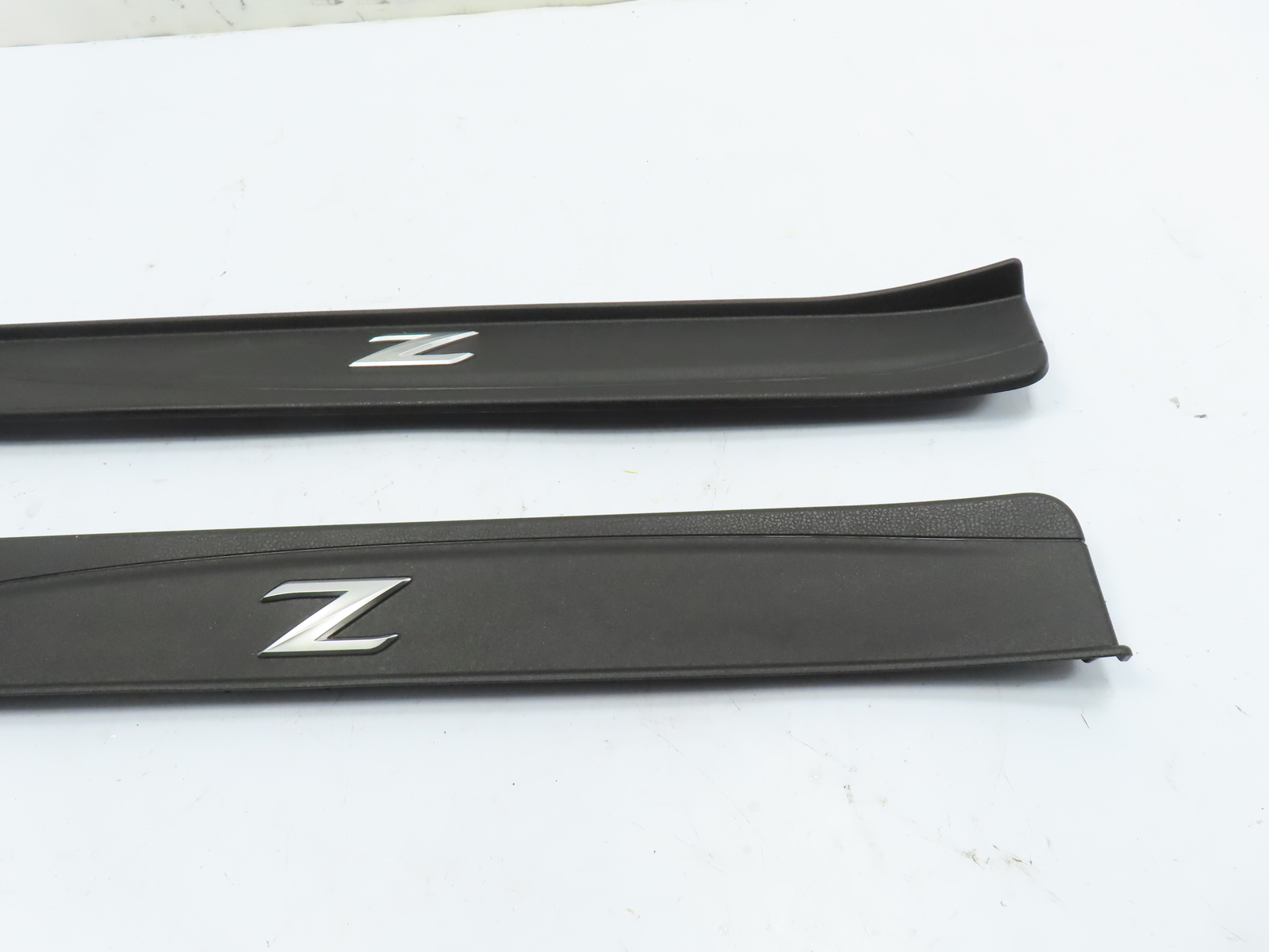 Nissan 370Z Trim Pair, Door Sill Scuff Plate Left & Right Z 769b0-1ea0a ...