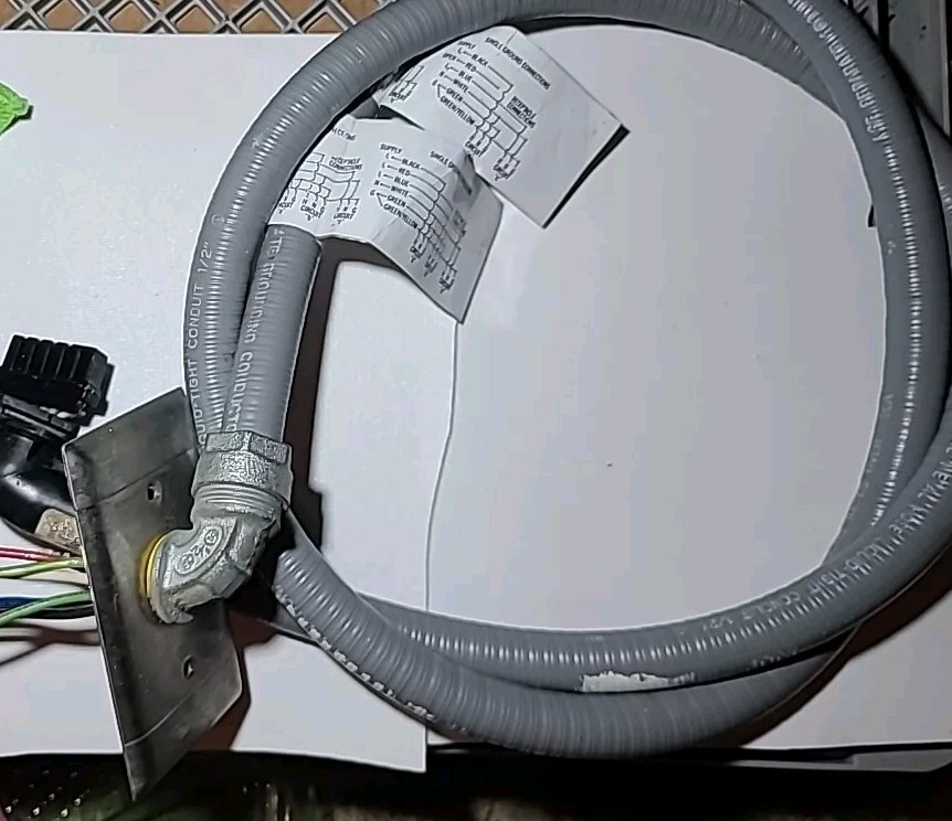 Power Base Cubicles Entry Feed Whip 72" | eBay