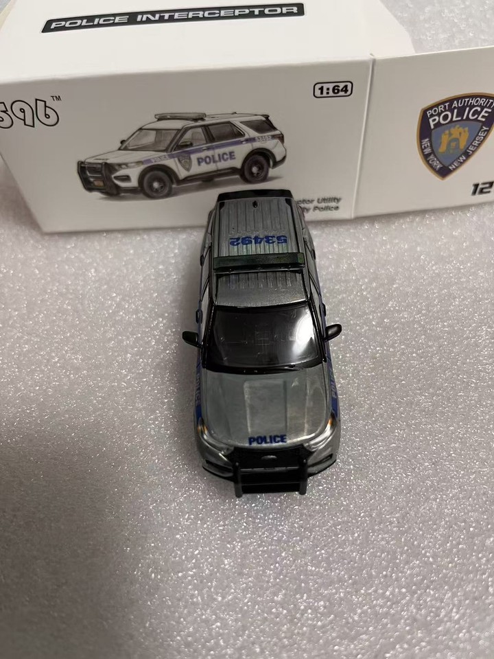 596 1:64 Ford Explorer NY NJ Port Authority SUV 596-121 Varnish Car ...