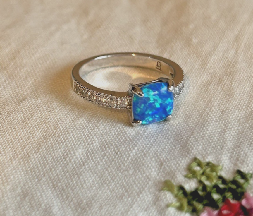 Vtg. Women’s Signed FJ Ring Blue Fire Opal / Cubic Zirc Rhodium Plate ...
