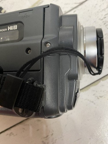 Sony CCD-TRV108 Handycam Vision 460x Zoom 8mm Hi8 *Powers On* FOR PARTS ...