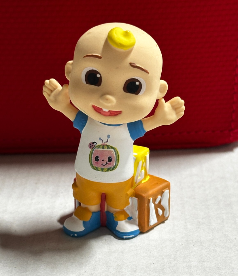 ONLY WORKS ON DOCK - Tonies Cocomelon Toniebox Audio Player Starter Set ...