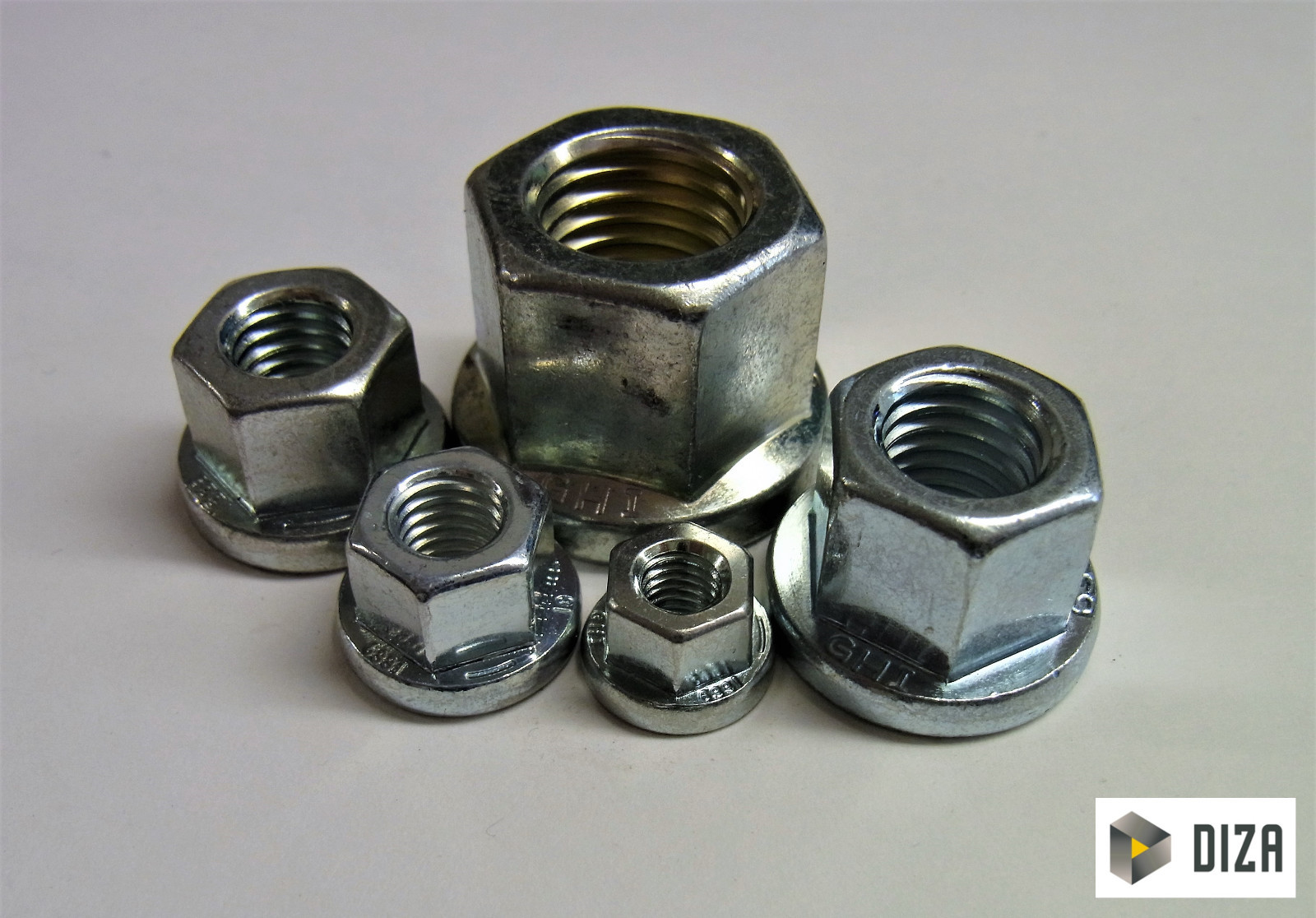 Sechskantmuttern DIN 6331 Stahl verzinkt Festigkeit 10 hohe Form mit ...