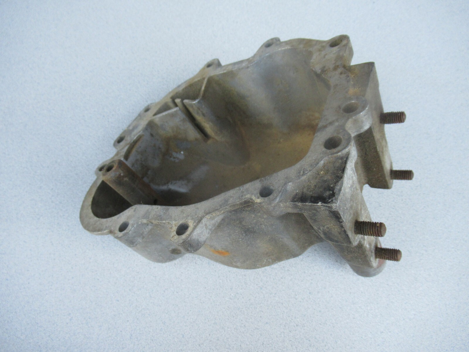Porsche 911/912 901/902 Transmission Nose Cone Housing 901 301 301 01 ...