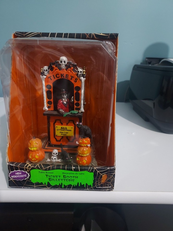 2010 Lemax Spooky Town Ticket Booth Billetterie Halloween Village ...