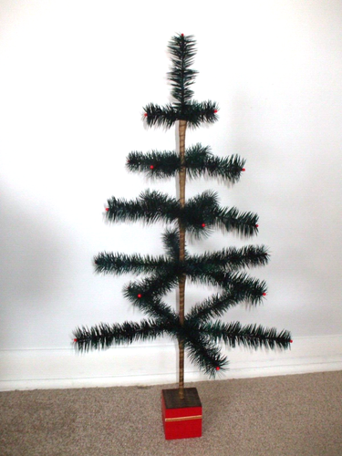 VINTAGE 27" DARK GREEN FEATHER TREE! MADE IN THE USA!REAL GOOSE ...