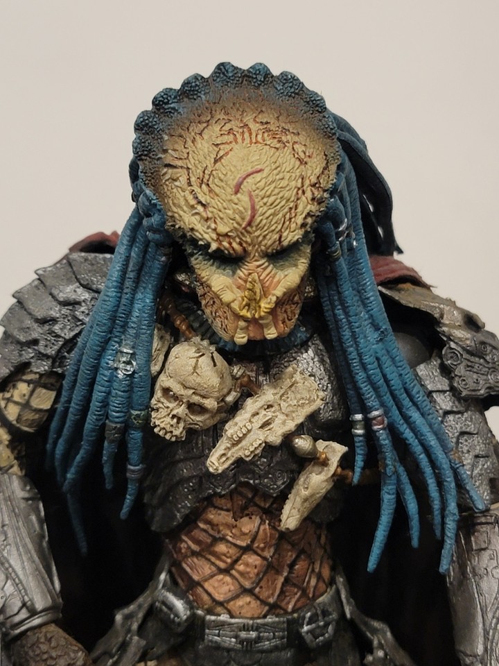 Aliens vs Predator AVP Elder Predator 8in. Action Figure McFarlane 2004 ...