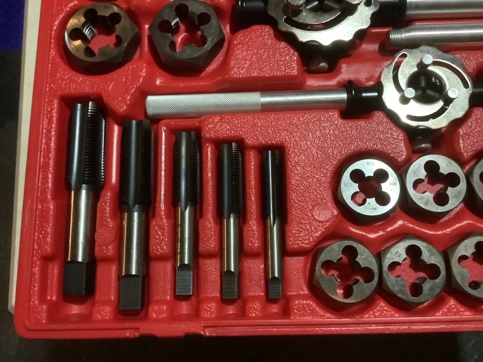 Irwin Hanson tap and die set metric stock #97312 27 piece 14mm - 24mm ...