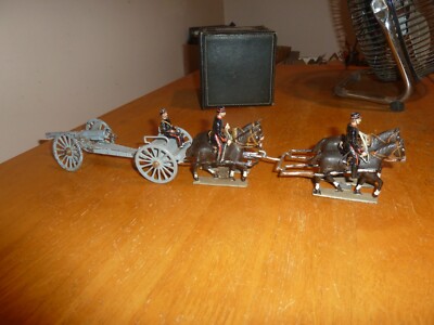 Mignot French Gun Team with Caisson, Gun, Riders & Horses toy soldiers ...