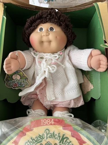 Cabbage Patch Kids Girl Doll Brown Hair & Eyes In Box with birth Cert ...