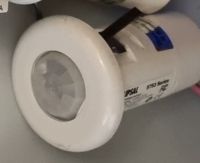 CLIPSAL C BUS - 5753LPIR - Motion Sensor 360 Cbus 2 C-Bus 2 USED ...