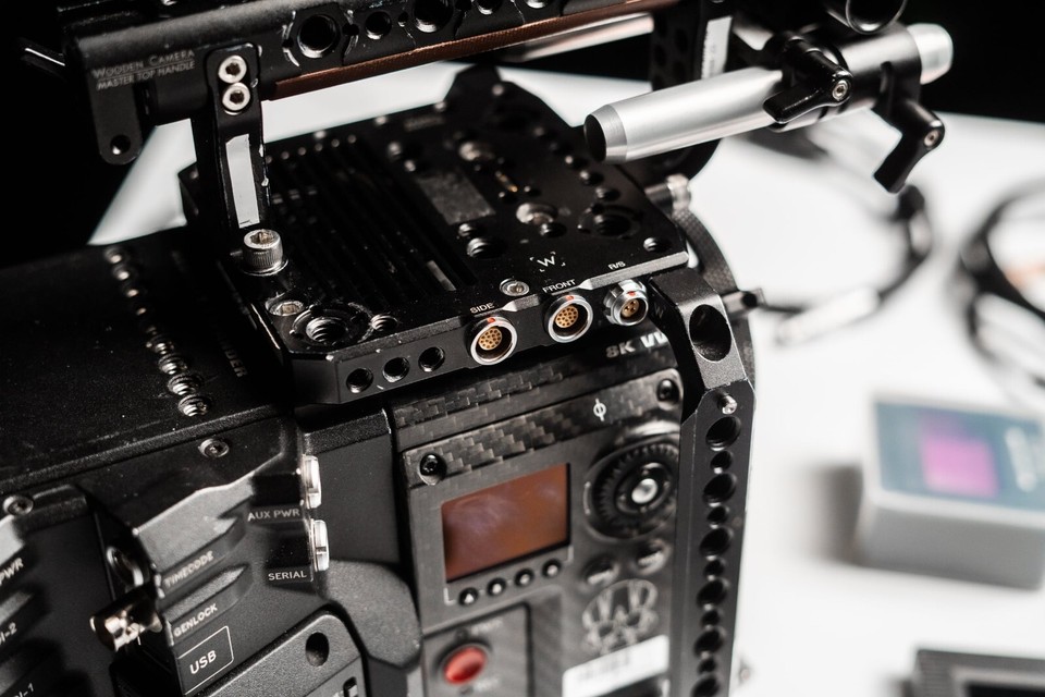 RED MONSTRO 8K VV DSMC2 Camera Package (7” Monitor, I/O Expander) | eBay