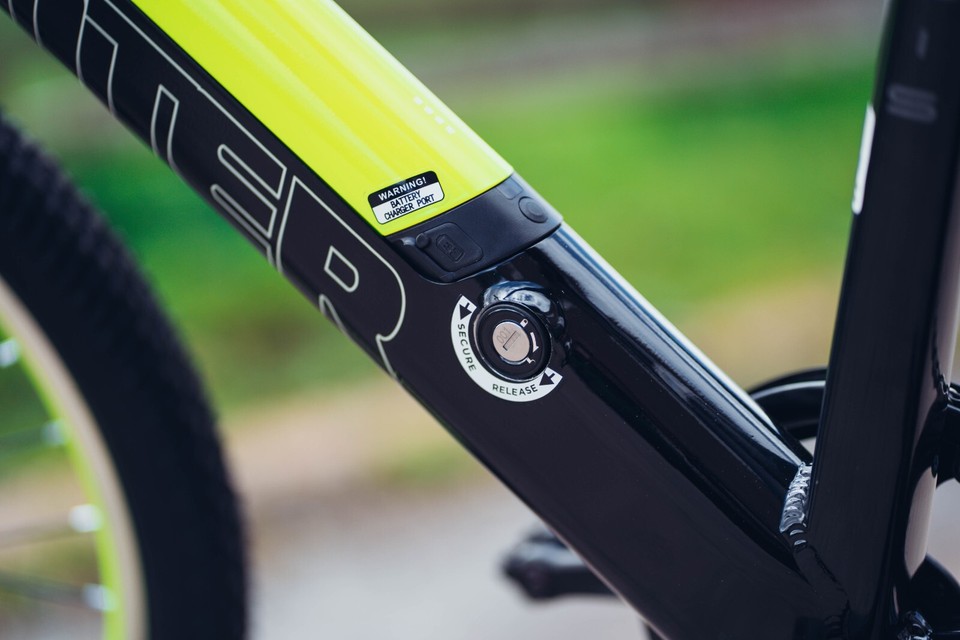 Basis Hunter Electric Mountain Bike e-MTB Integrated Lithium Bicycle e ...