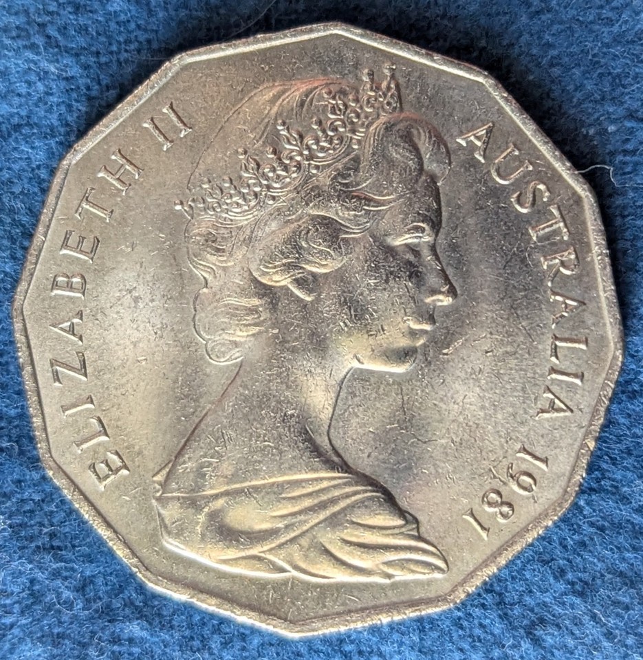 1981 AUSTRALIAN 50 CENT COIN - 50C - ROYAL WEDDING DESIGN - PRINCESS ...