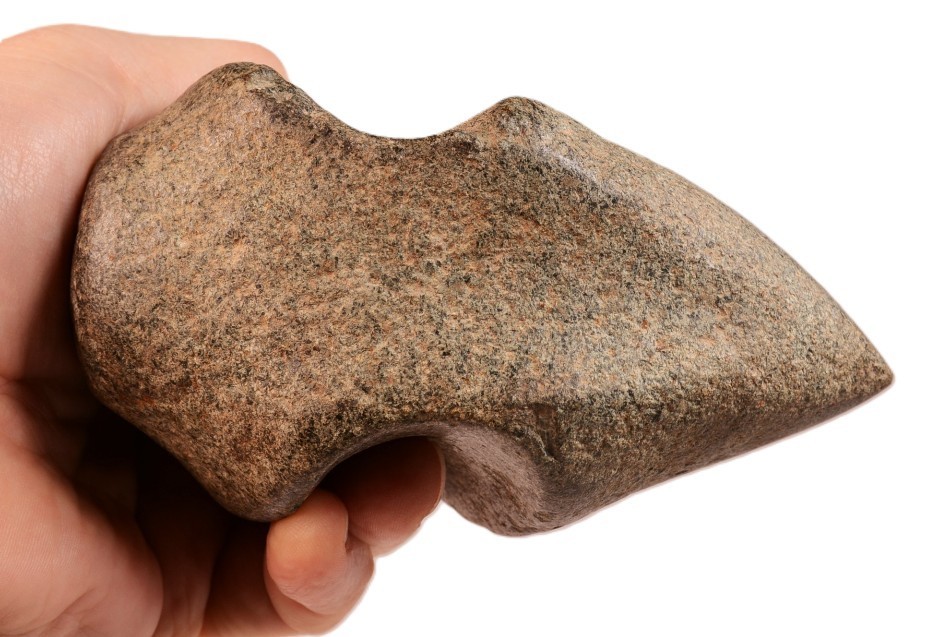 Mid West Early Man Stone Prehistoric Artifacts Size 3.5" H x 5.375" L x ...