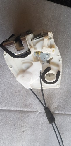 SUZUKI FZ SWIFT / SPORTS FZC82S Passenger Door Lock L/H/F 2/2011 - 9/ ...