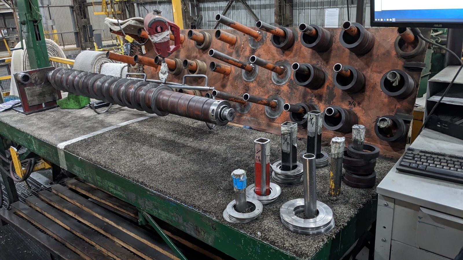 Coil Slitting Line 60" Herr-Voss-Cinci, .010-.135" , 50,000 lb., 570 ...